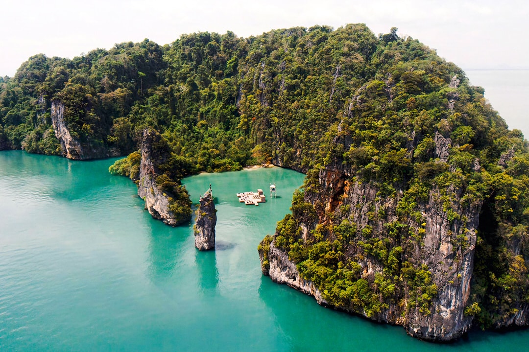 Floating Movie Theatres in Thailand: From Archipelago Cinema to Today's ...