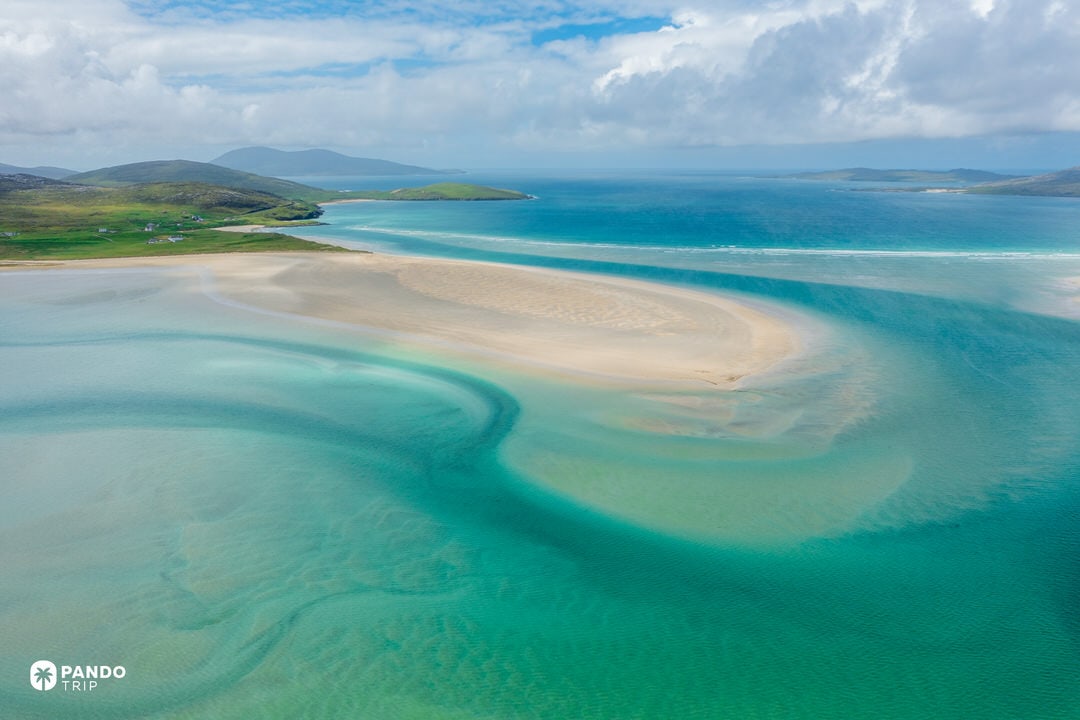 Luskentyre Beach: Scotland's Best White Sand Beach | 2025 Guide + Photos