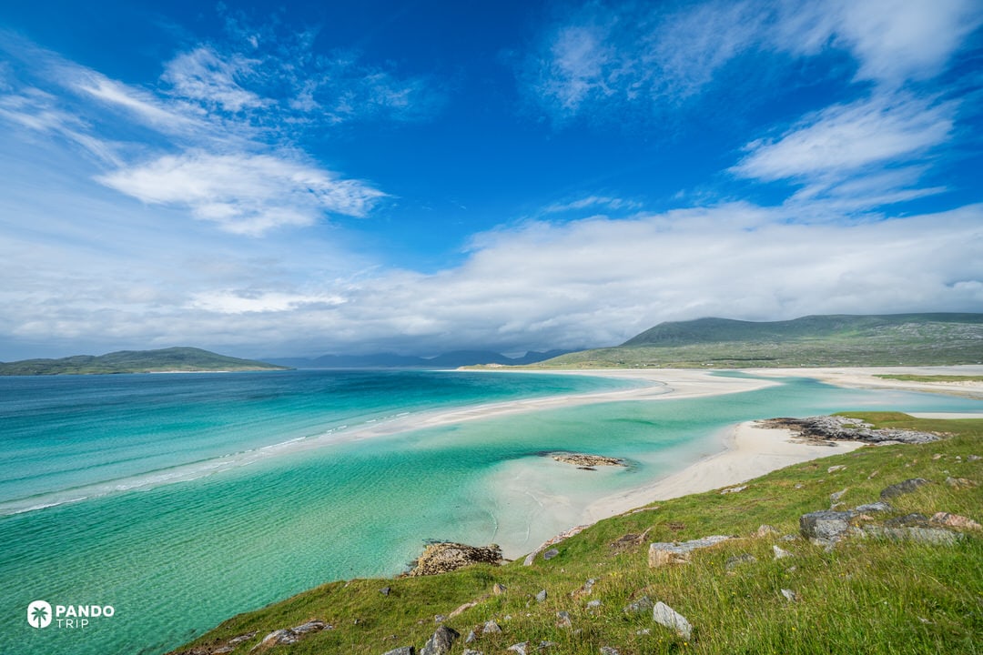 Luskentyre Beach: Scotland's Best White Sand Beach | 2025 Guide + Photos